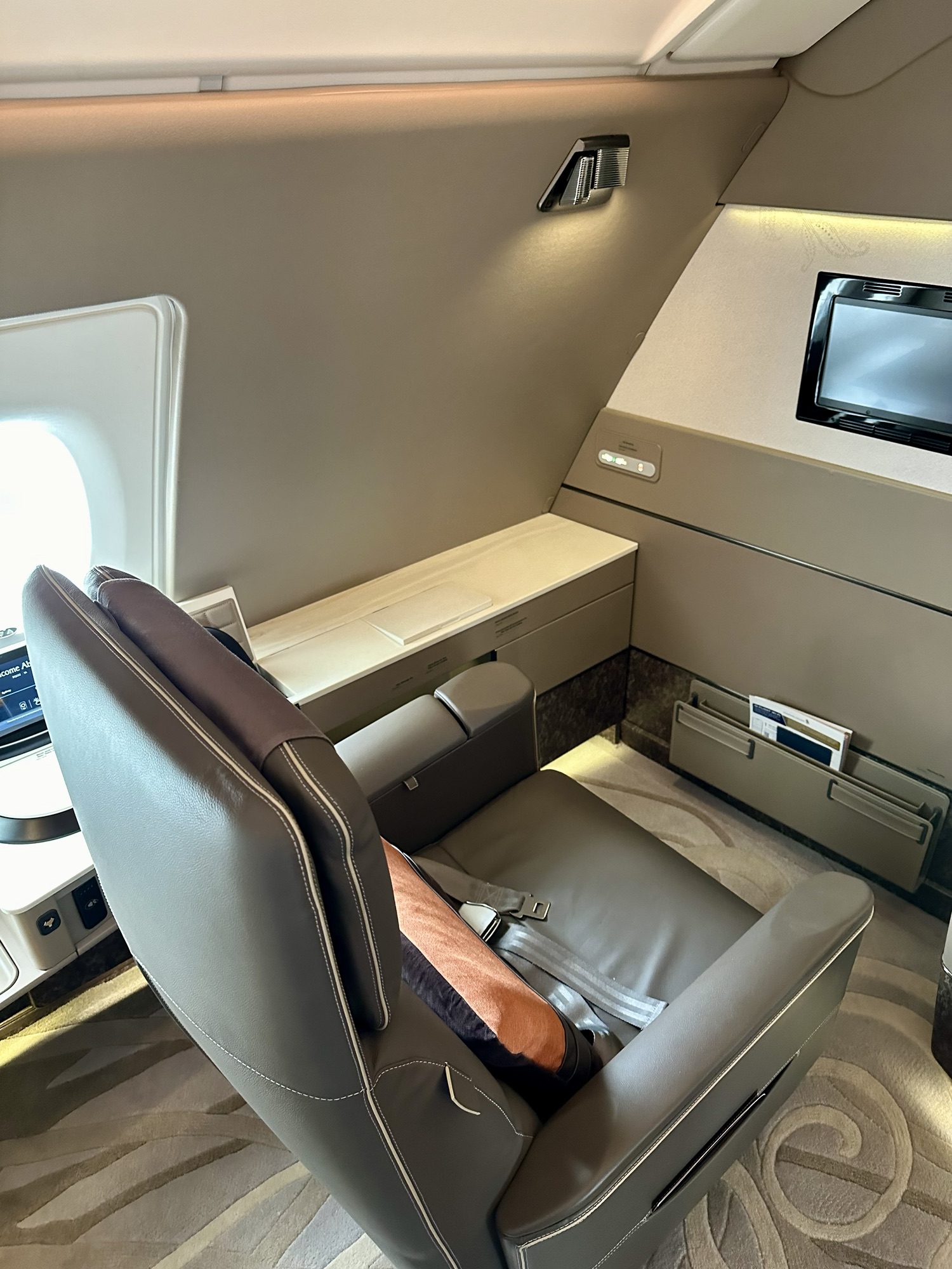 Singapore Airlines, First Class – Airbus A 380: Sydney to Singapore ...